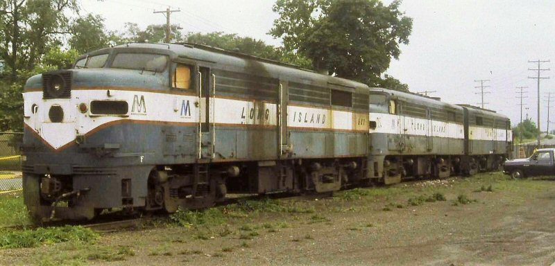 LIRR FA Units